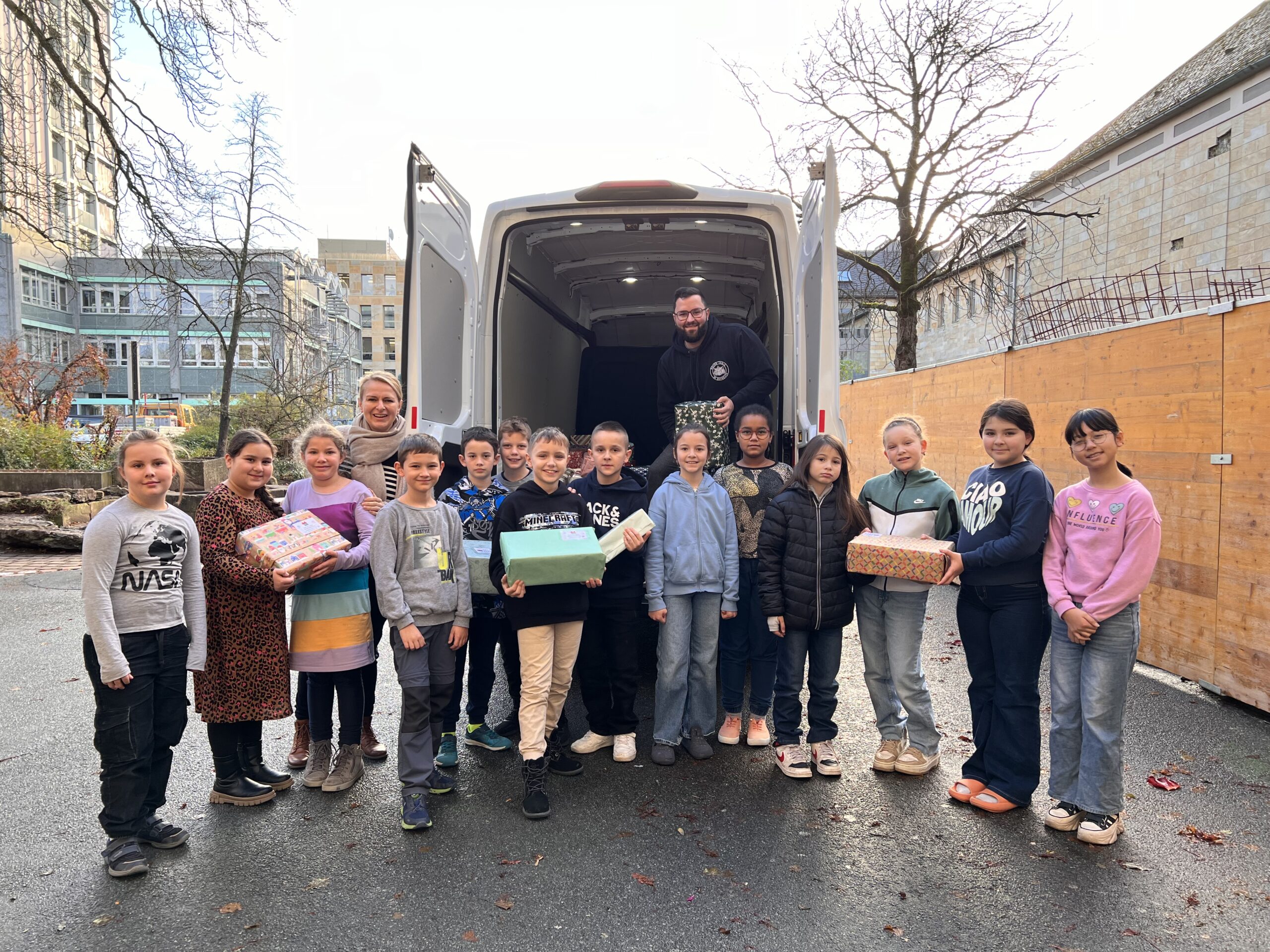 Kinder helfen Kindern - Graser Volksschule